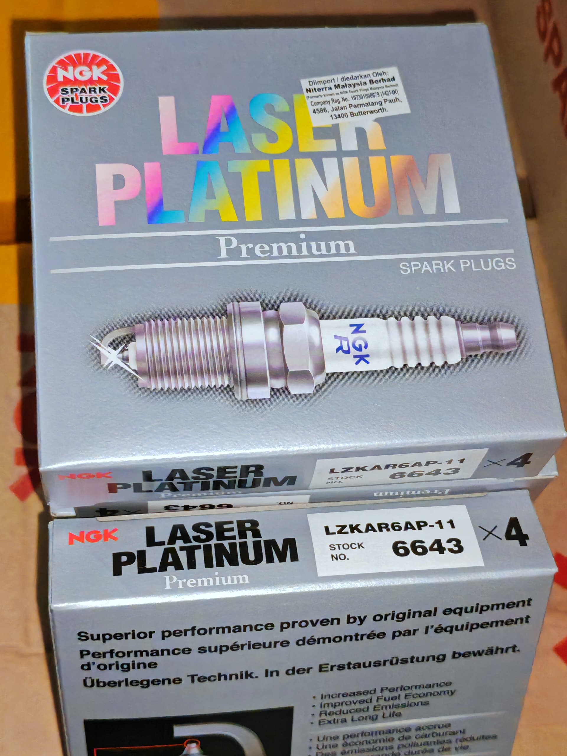 LZKAR6AP-11 (4pcs) Original NGK Laser Platinum Spark Plugs By Repco ...