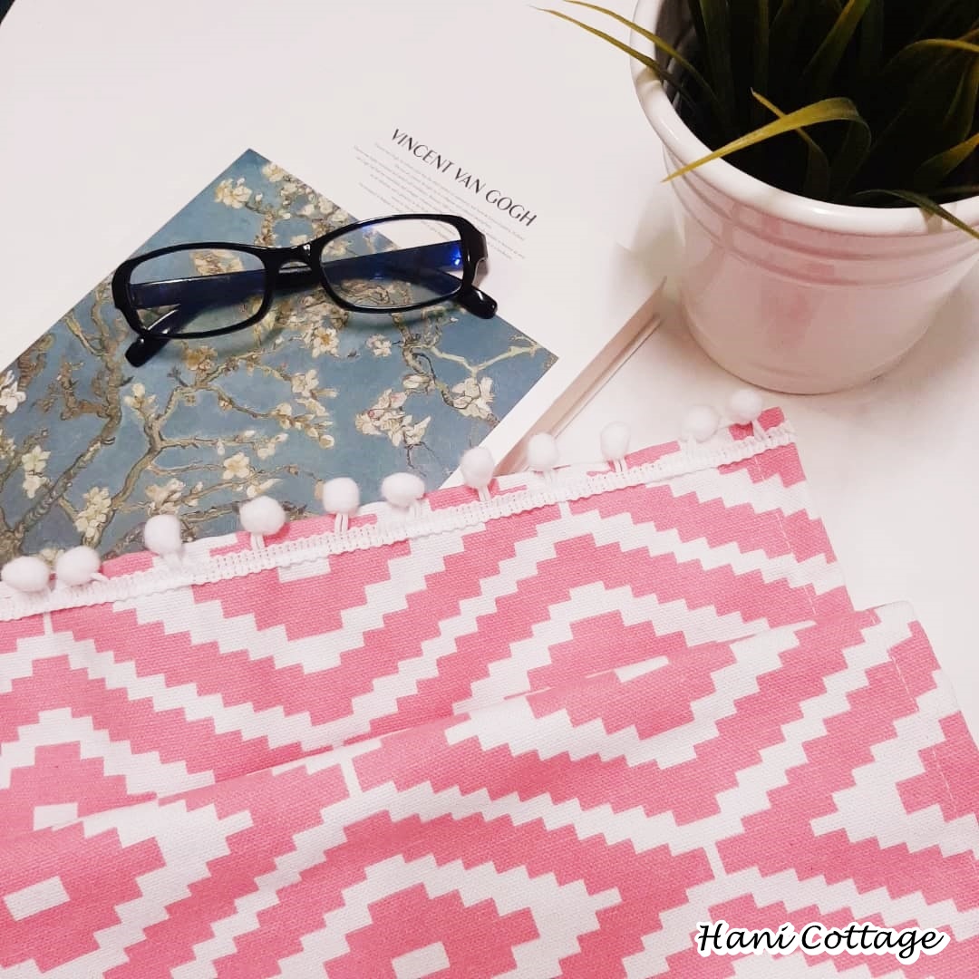 Alas Meja IKEA Lack Side Table/ Table Runner / Lappljung Ruta Pattern ...