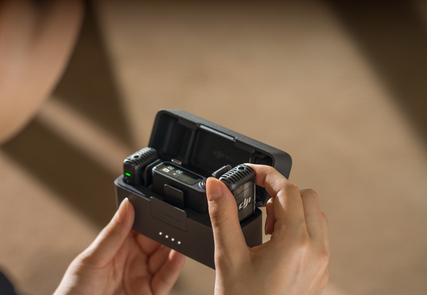 Dji Mic 2 Microphone (2 TX + 1 RX + Charging Case) Wireless Microphone ...