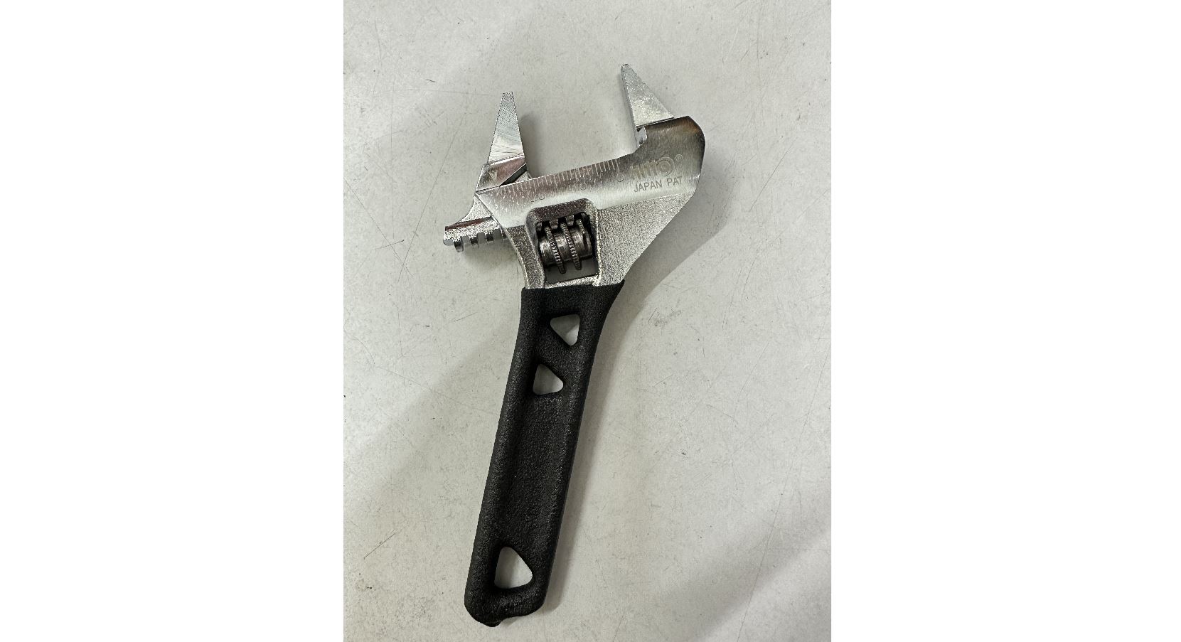 [ HITTO ] HAW-8SB Stubby & Thin Jaws Adjustable Wrench / Spana Hardened ...