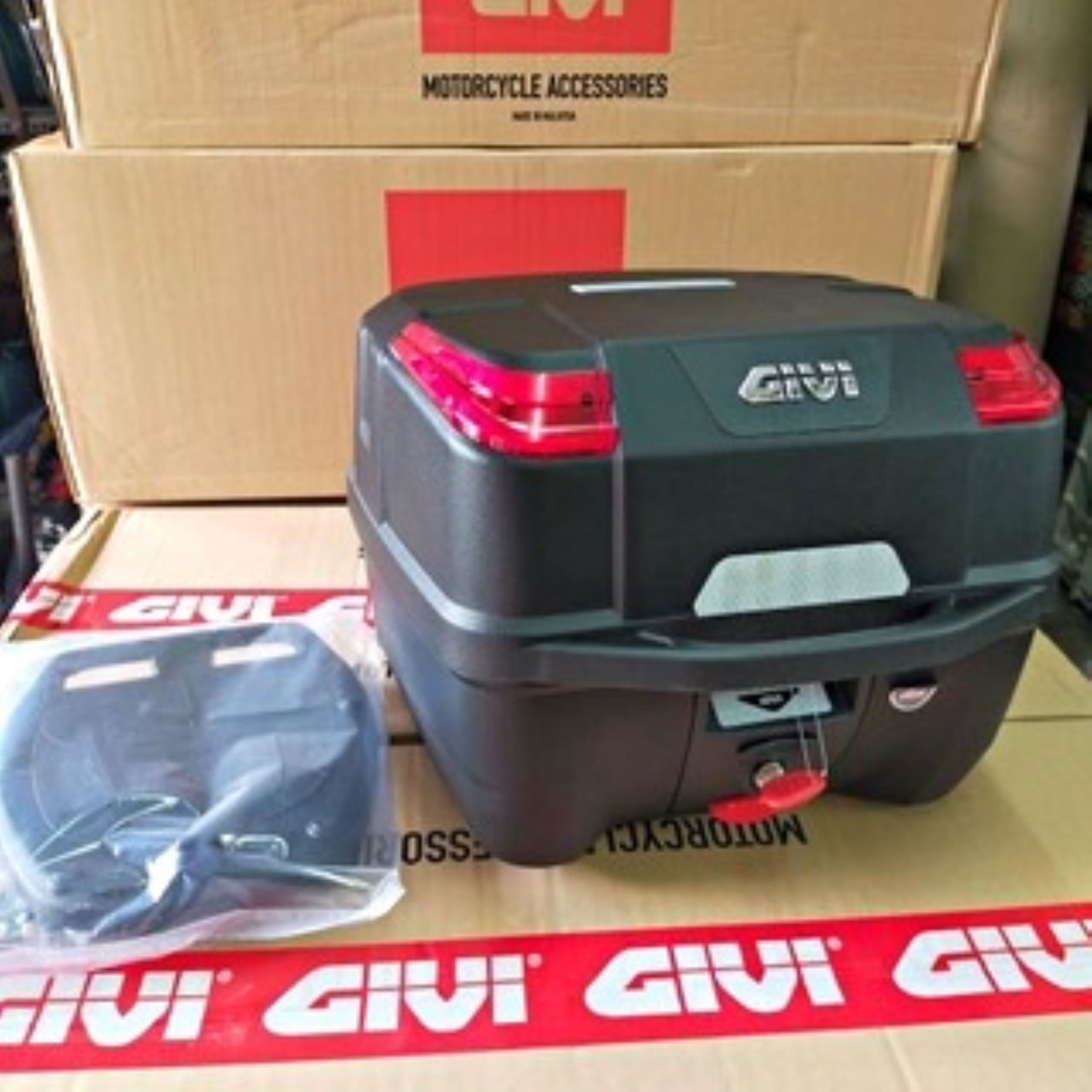 Box Givi B33NM B33N2M Top Box Atlas 2022 Case 33 Liter Litre Monolock Black include Base Plate ...