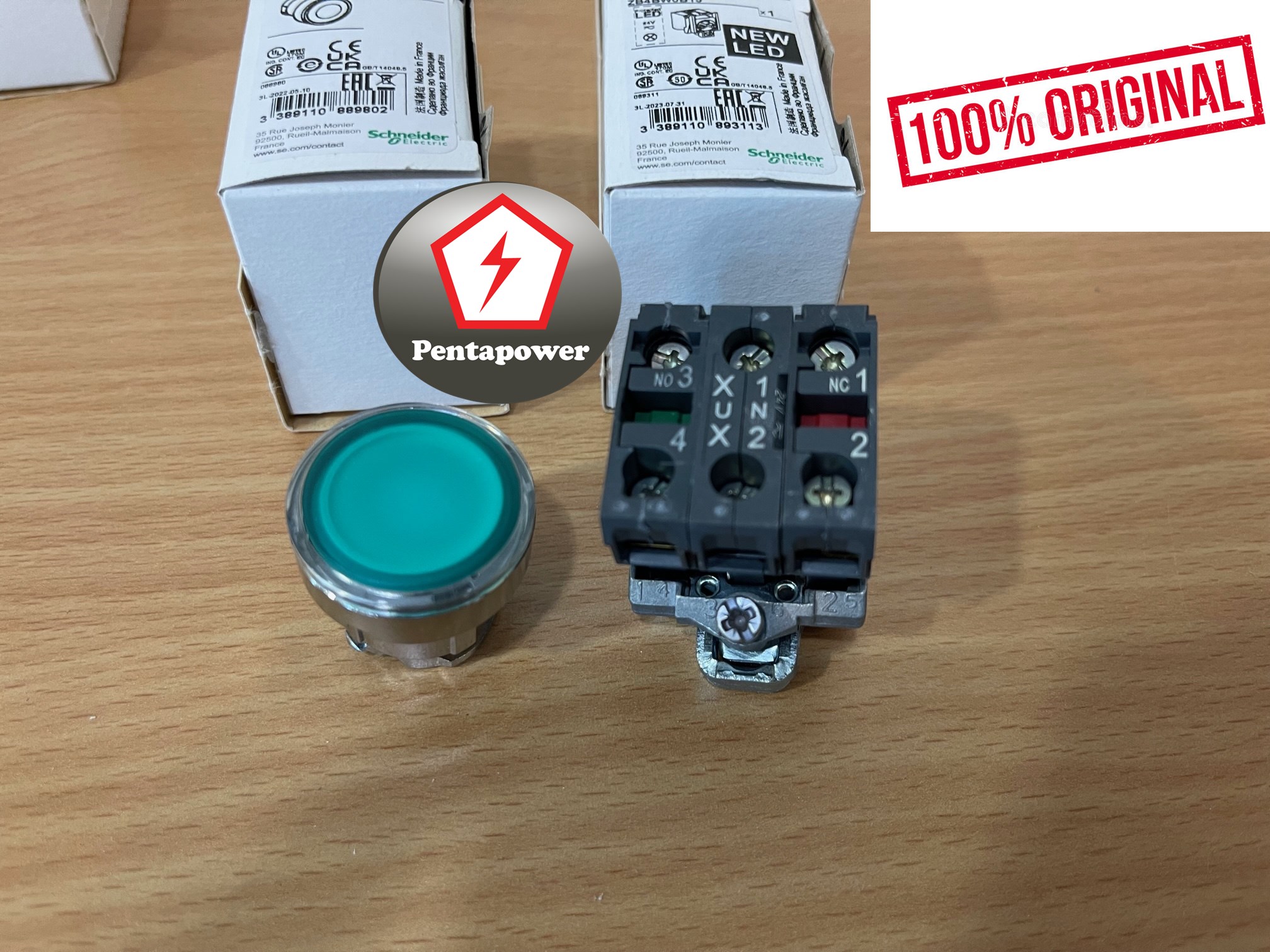 SCHNEIDER XB4BW33B5 ( ZB4BW333 + ZB4BW0B15 ) Illuminated push button, green, Ø22, spring return ...