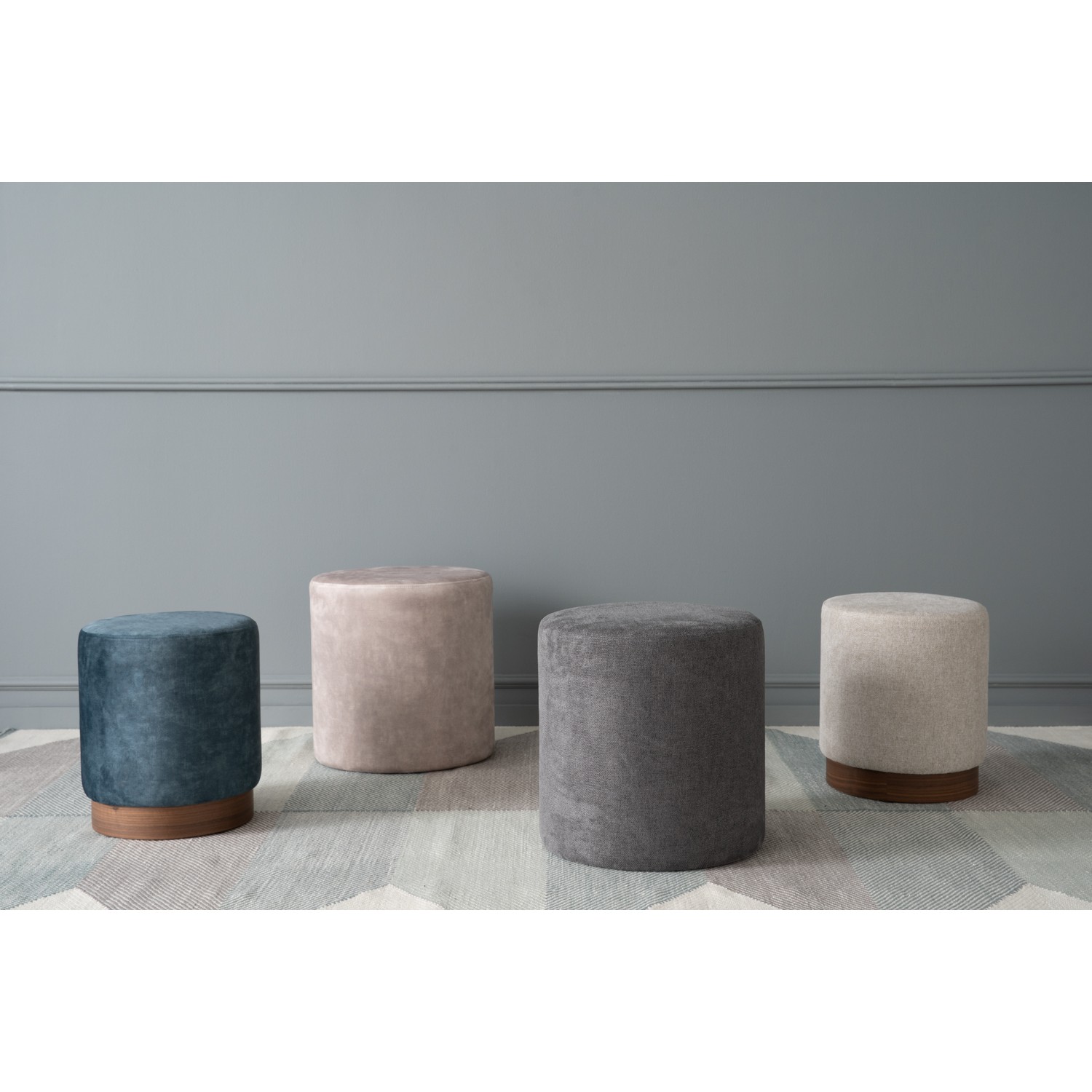 LANCCO Dressing Stool Ottoman Fabric Modern Room Make Up Chair Luxury Stool Pouf Room Stool ...