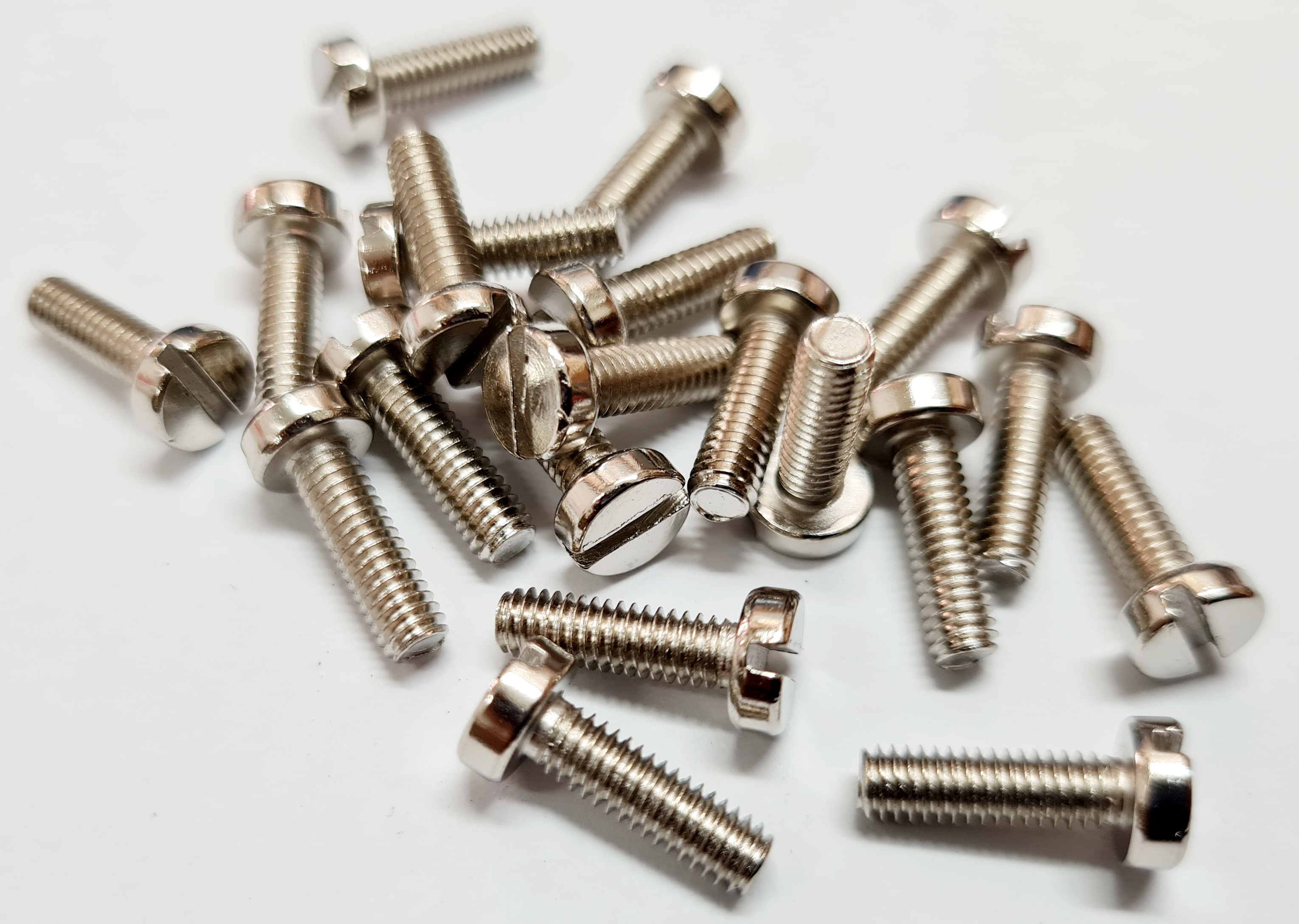 SKRU TAPAK MESIN JAHIT INDUSTRI (1 PC) /SKRU KUNCI TAPAK/ PRESSER FOOT ...