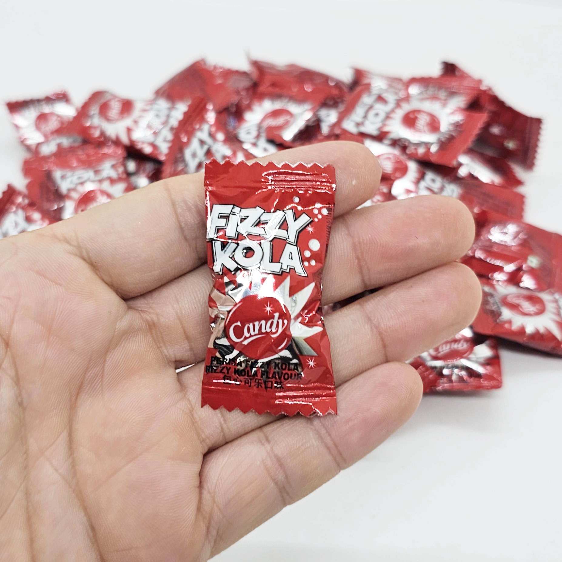 Fizzy Kola Cola Candy (300 / 200 / 100 / 50 pcs) Gula gula Fizzy Kola ...