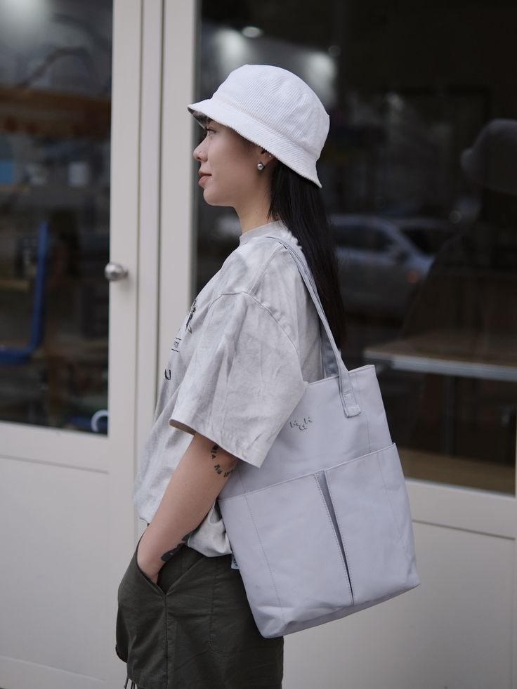 MAH Urban Lightweight Tote Bag Simple Laptop Shoulder Beg Waterproof ...