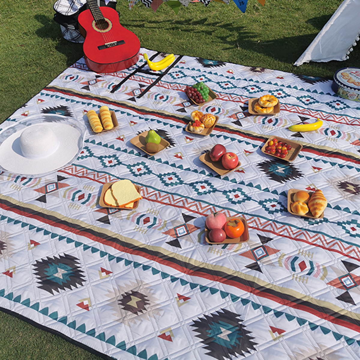 Camping Outdoor Picnic Mat Bohemian Carpet Waterproof Picnic Cloth ...