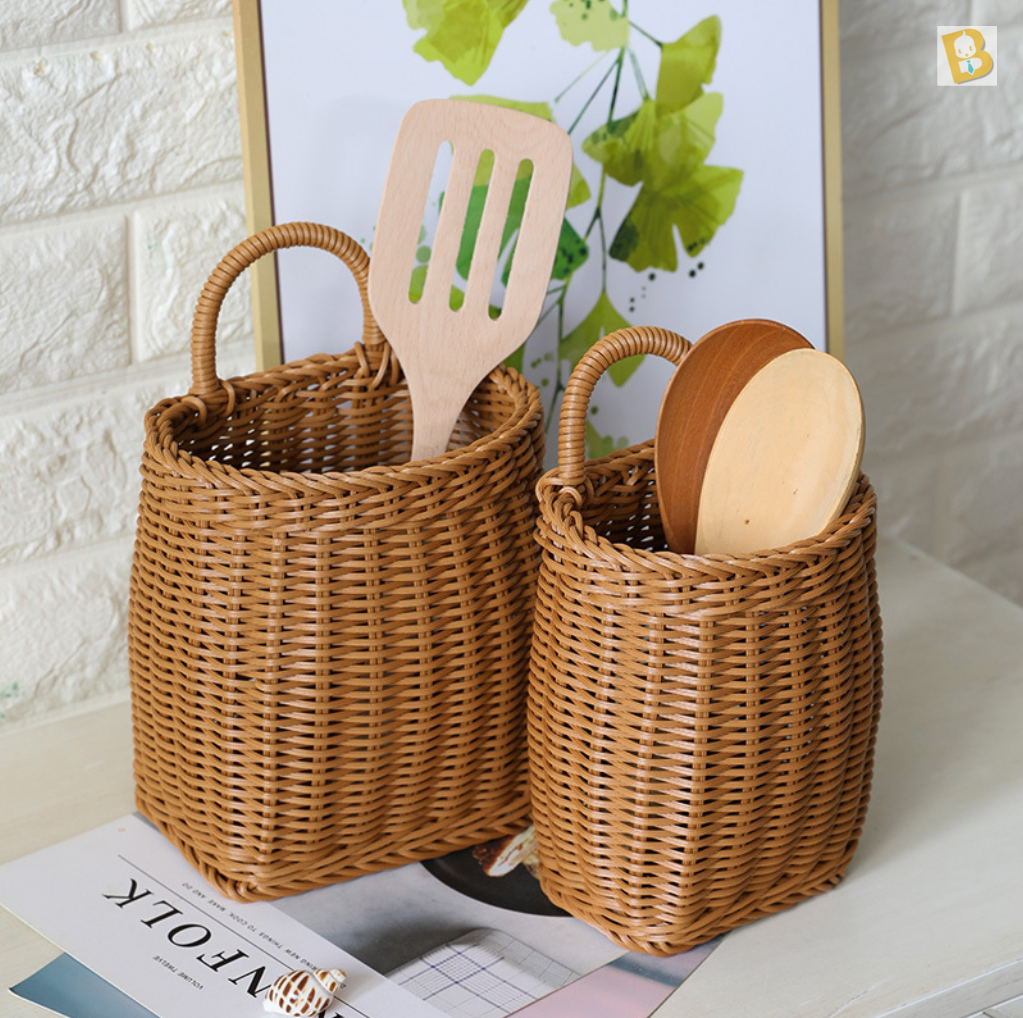 BabyBoss PP Imitation Synthetic Rattan Woven Wall Hanging Basket Flower ...