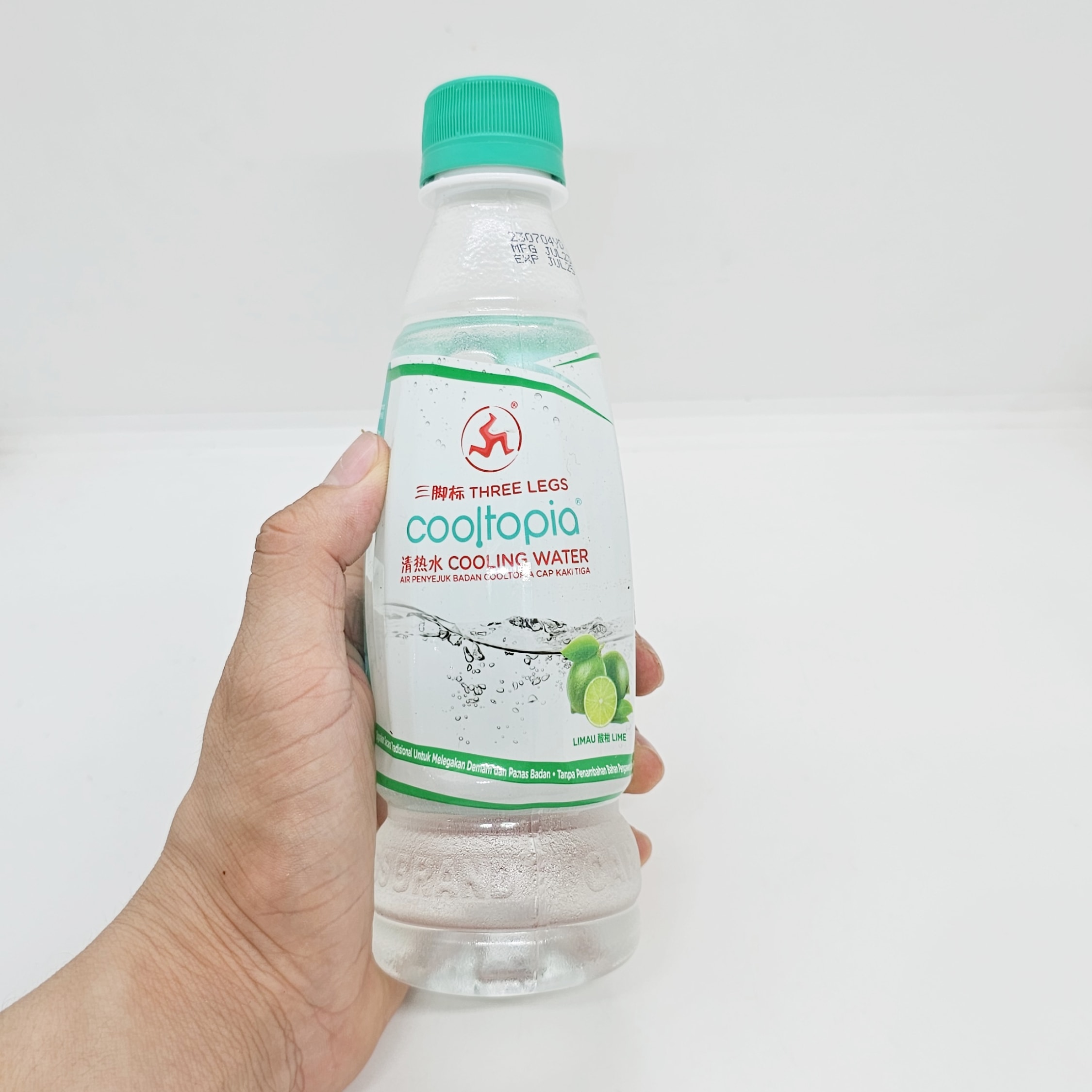 Cooltopia Cooling Water (320ml / HALAL) Limau / Laici / Guava / Peach ...