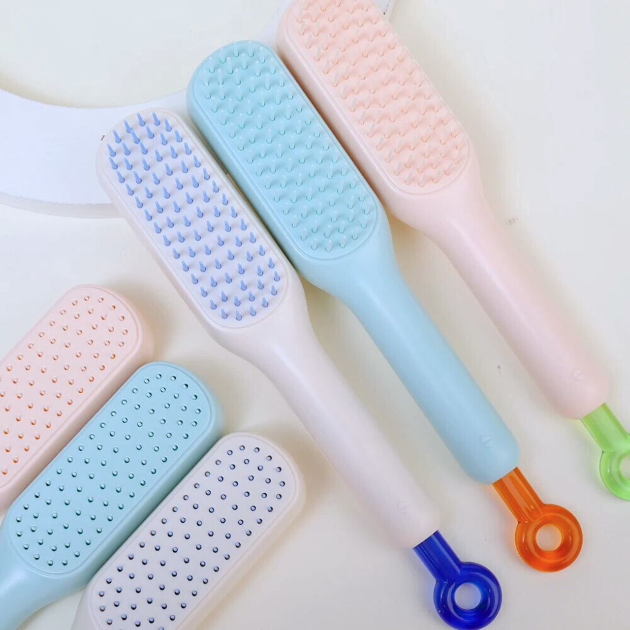 Tradlux Magic Stretching Comb Hair Beauty Comb Household Hair Comb ...