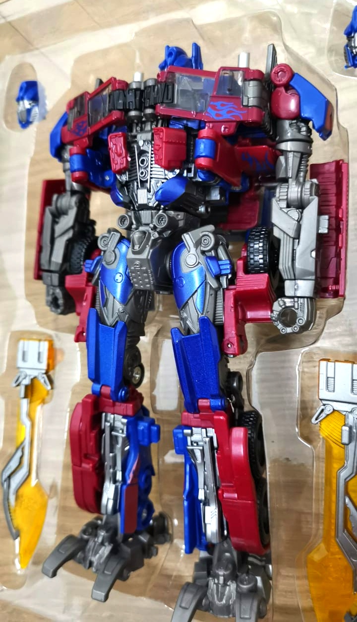 Dr Toy 🌈 2 in 1 SS05 Optimus Prime Transformers Studio Series Voyager ...