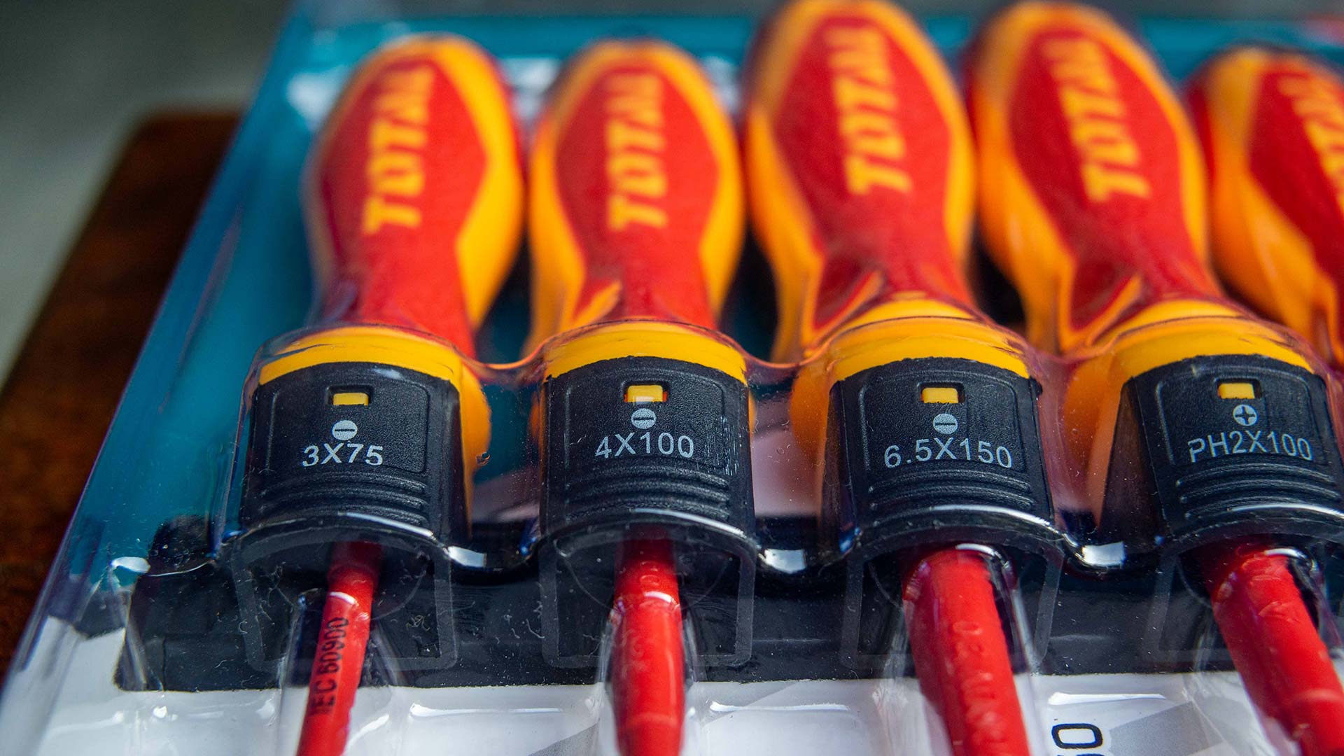 [ TOTAL ] THTIS566 Insulated Screwdriver Set 6pcs/set | Shopee Malaysia