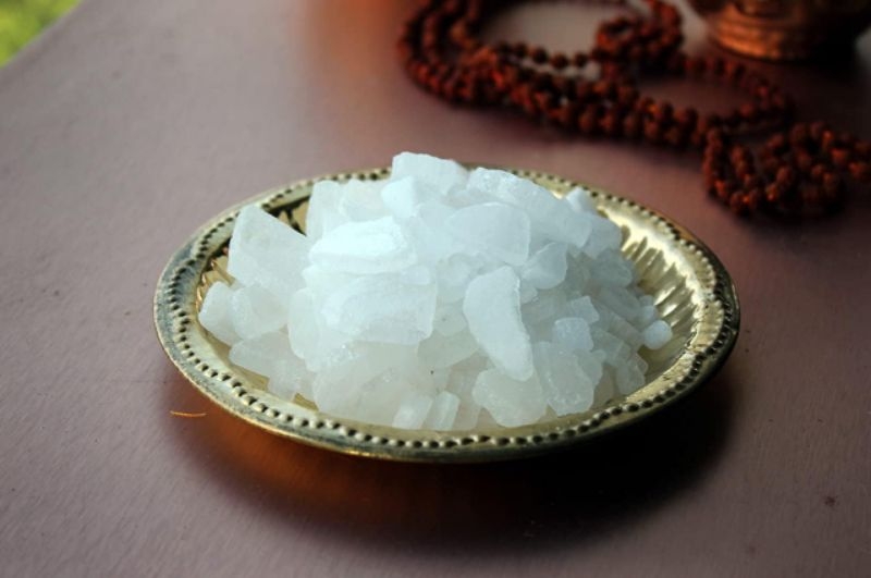 Original Pachai Karpooram/Natural Organic Edible Green Camphor (500 ...