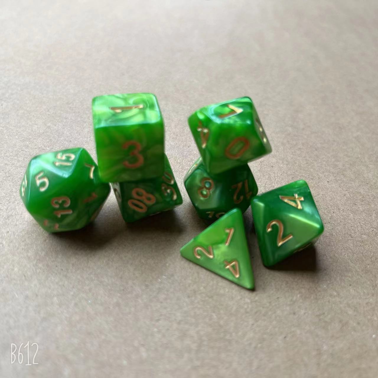 7pcs/set Game Dice Creative RPG Polyhedron D4 D6 D8 D10 D12 D20 Dice ...