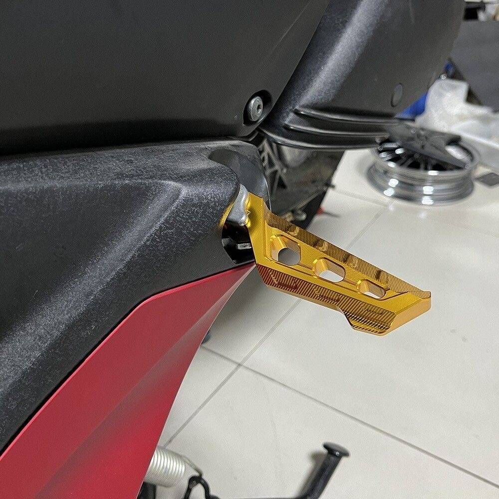 Footrest YAMAHA NVX v2 XMAX v1 XMAX v2 Avantiz Gear NMAX Pemijak ...