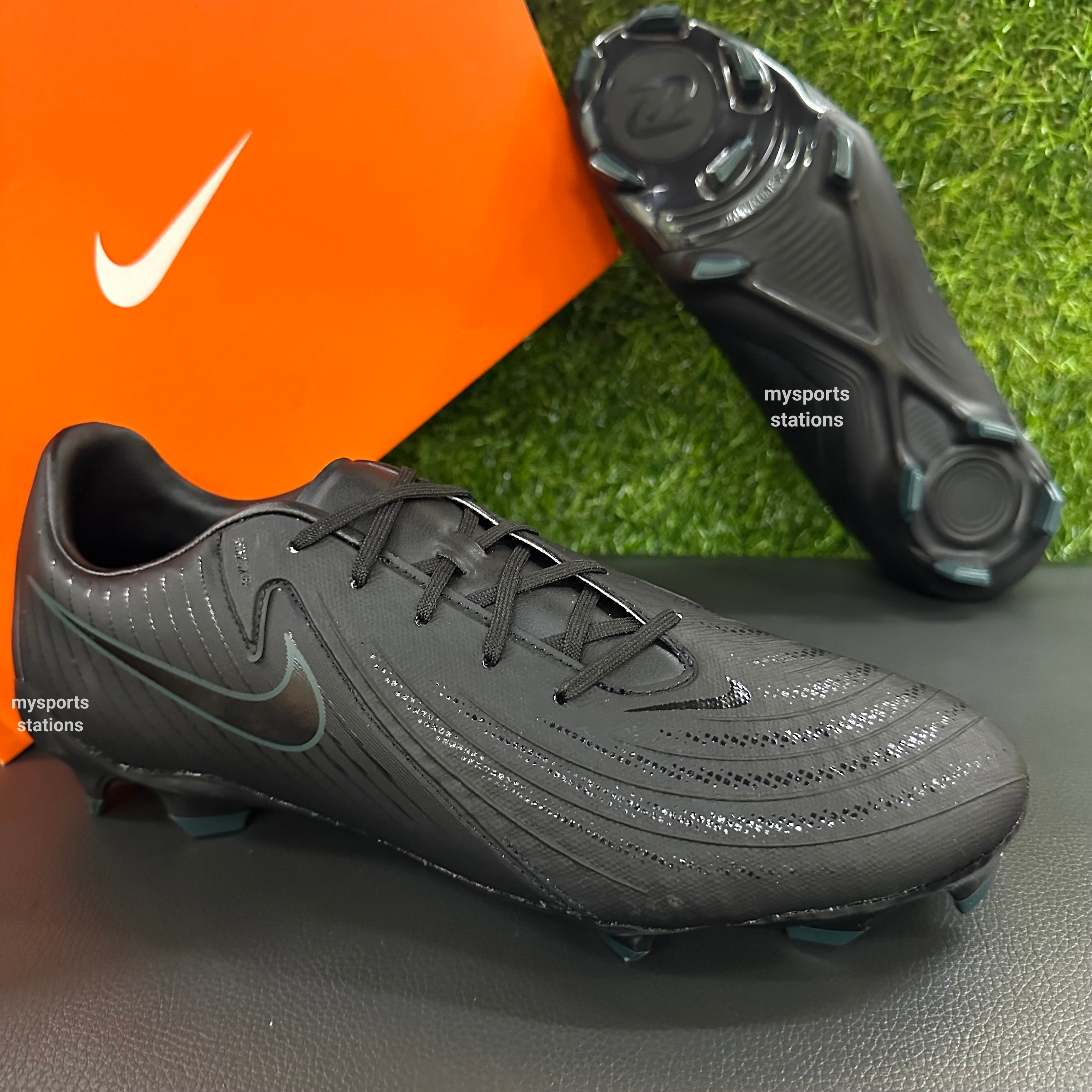 Nike Phantom GX II Academy FG/MG [FD6723] Football Shoes | Soccer Boots ...