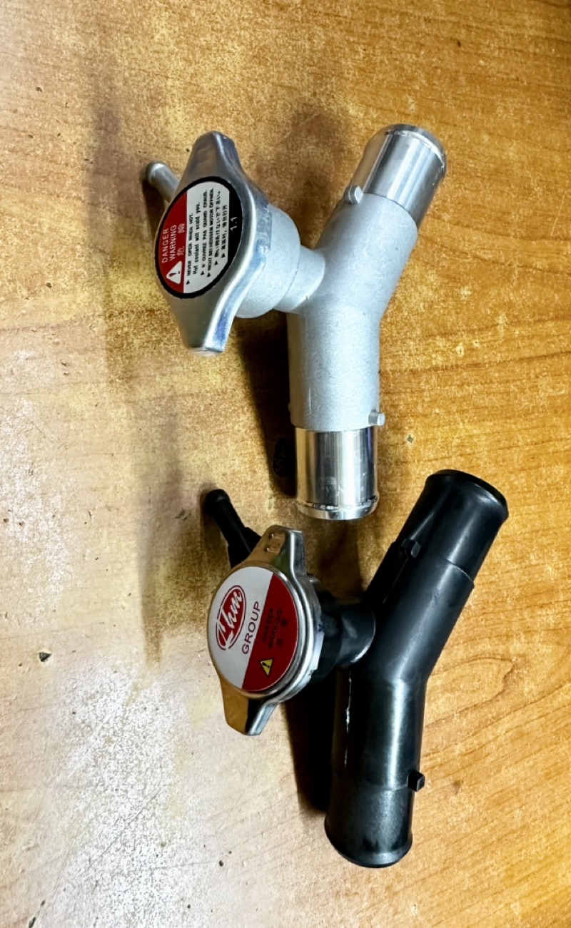 TOYOTA VIOS NCP93 THERMOSTAT HOUSING RADIATOR PIPE Y JOINT WITH CAP ...