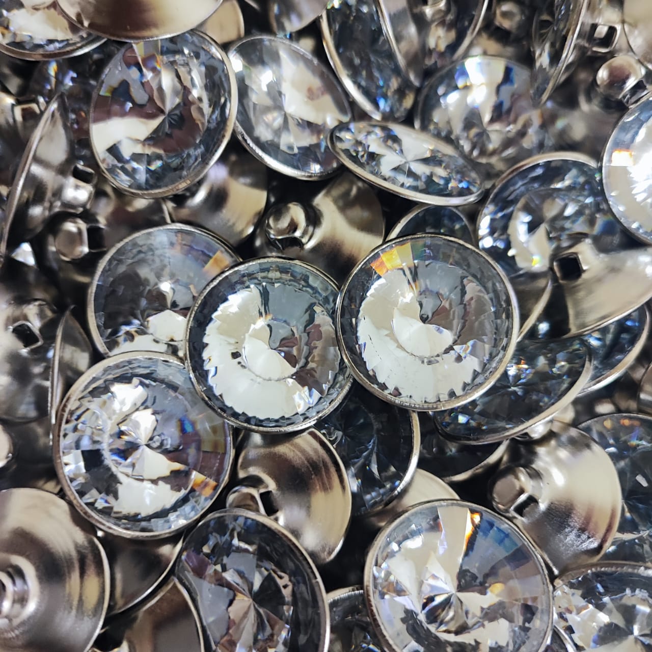 Acrylic Crystal Button Sofa Upholstery Button 25mm 22mm 20mm | Shopee ...