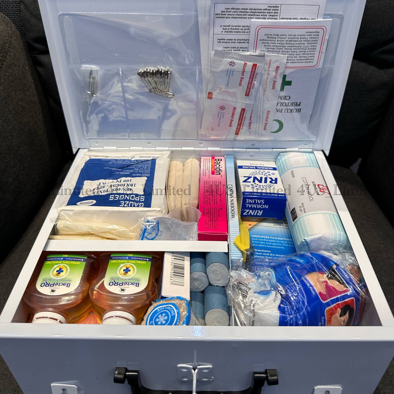 PROGUARD OSHA FIRST AID KIT C/W MEDICINE,BOX A | Workplace first aid ...