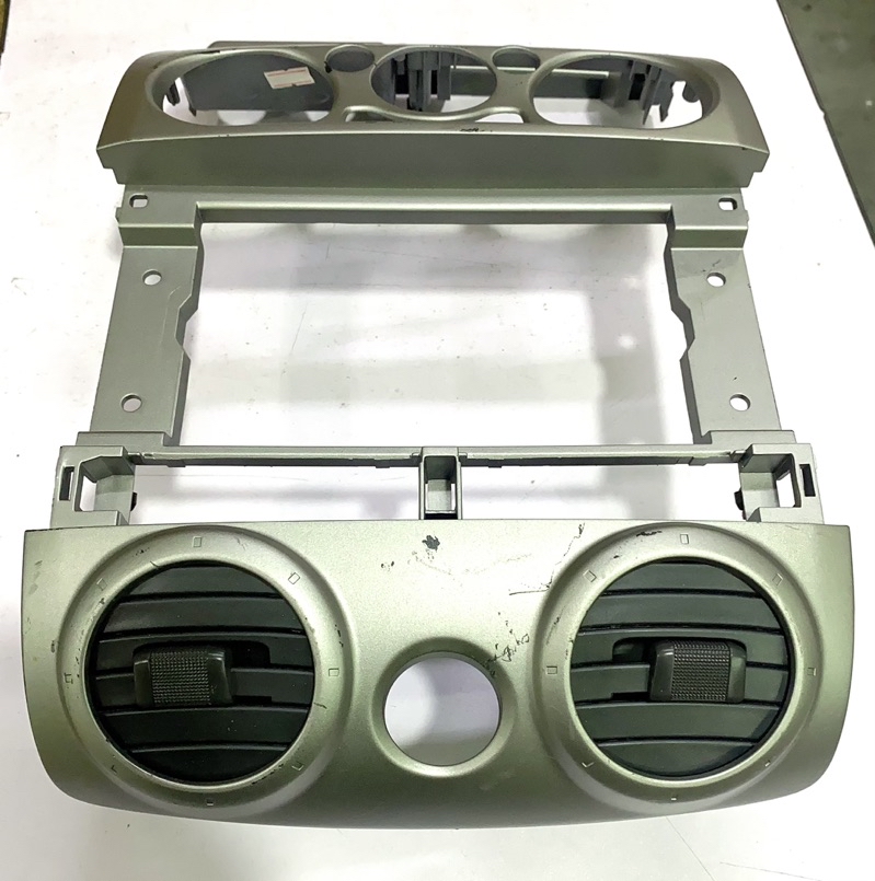 Original Isuzu D-Max 2007-2012 (Center) Air Cond Louver Vent Outlet ...