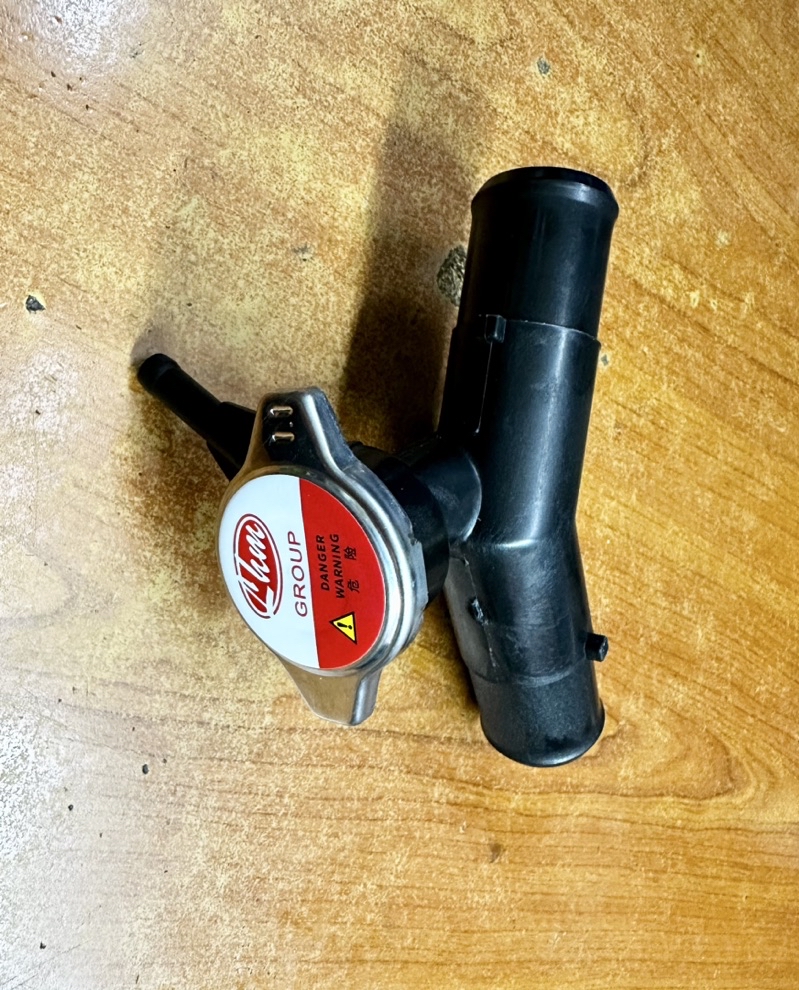 TOYOTA VIOS NCP93 THERMOSTAT HOUSING RADIATOR PIPE Y JOINT WITH CAP ...