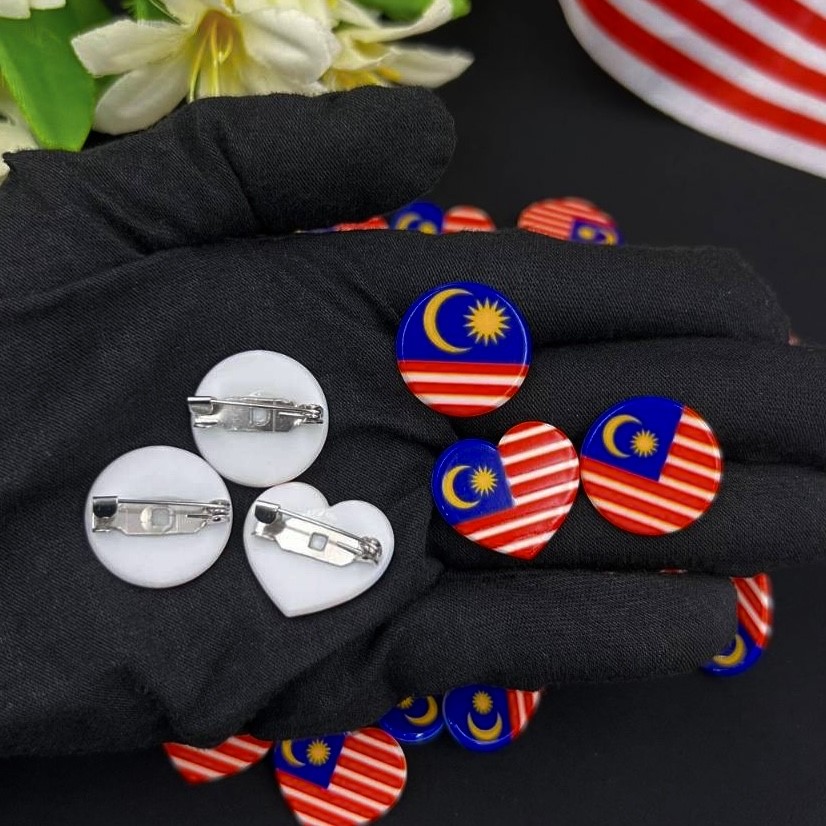 Elegant Brooch Pin Bendera Malaysia Merdeka & Brooch Bunga Raya ...