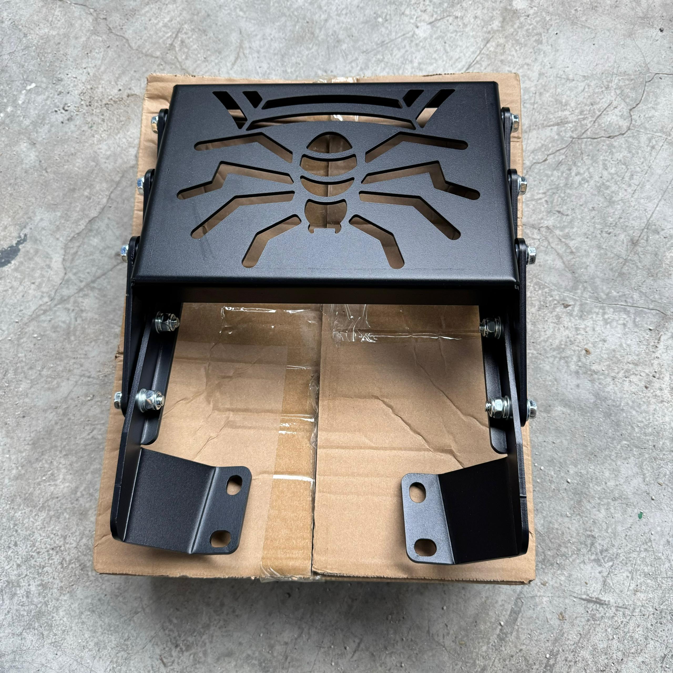 CNC Style Adjustable Monorack Yamaha Lc135 v1 Lcv1 Top Box Rack Lipat ...