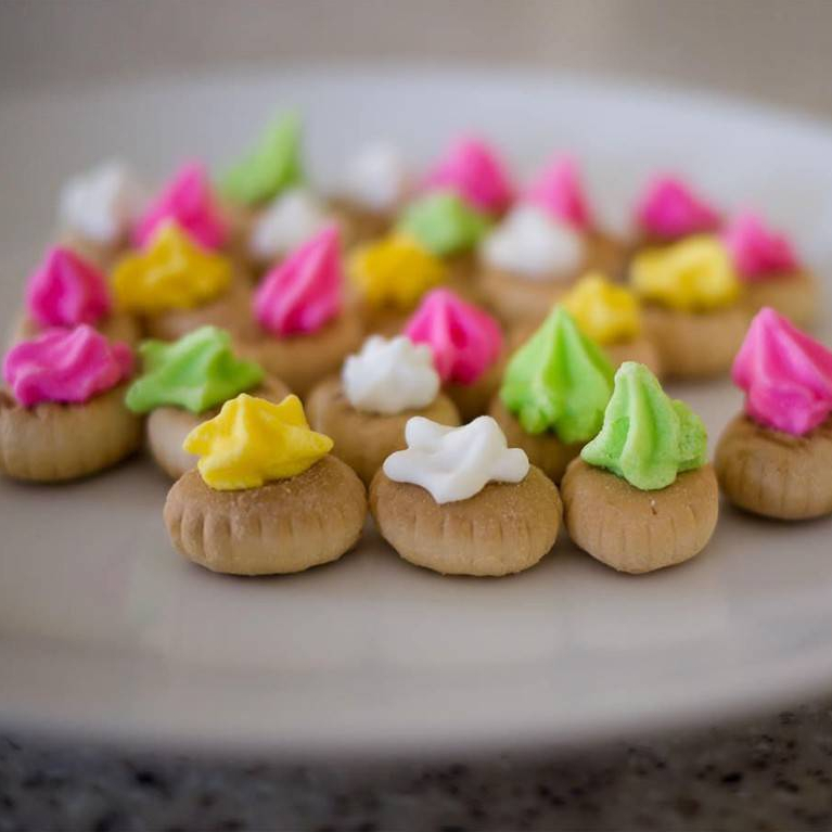 Biscuit Ais Jam 传统传统冉花饼 Iced Gem Cookies Biskut Timbang 肚脐饼 传统饼干 新年饼干 ...