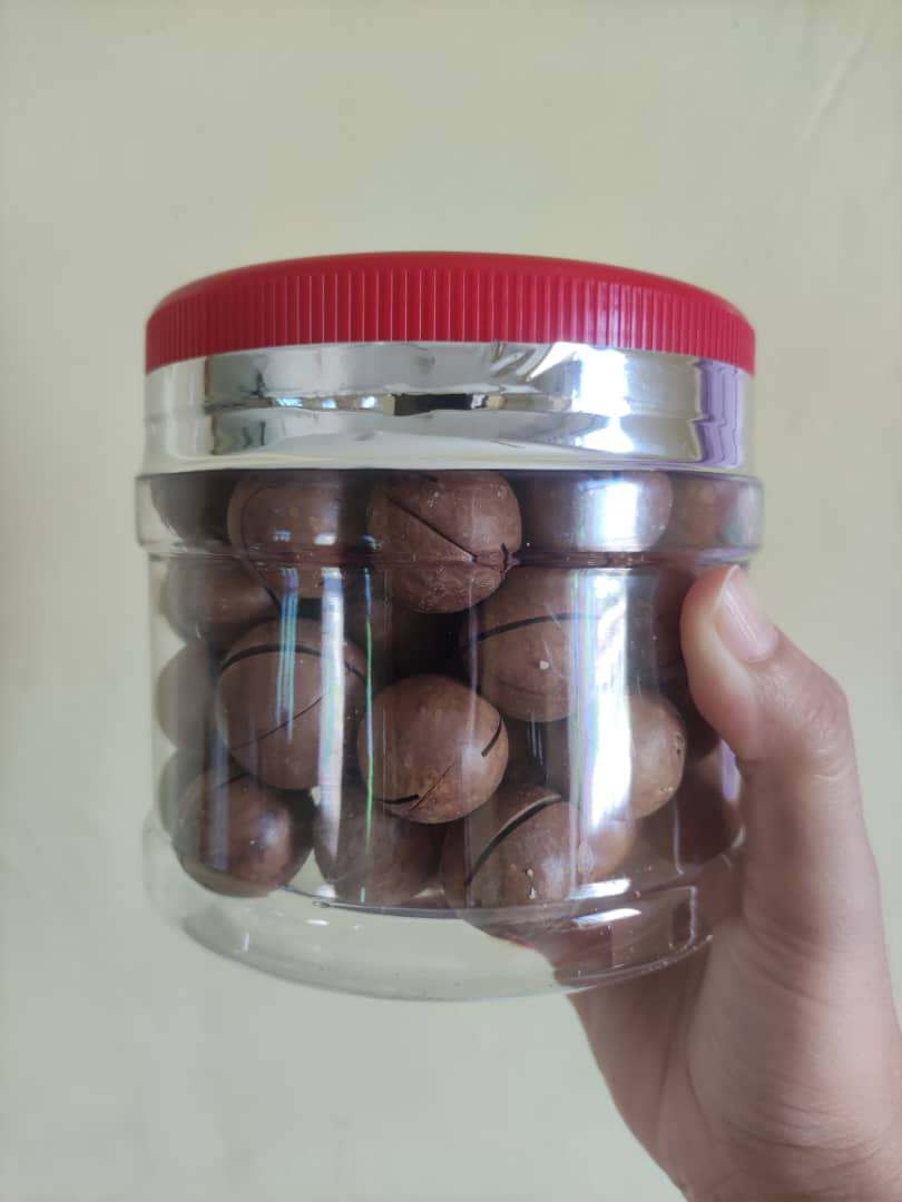 Snack Macadamia Nuts with Shell in Plastic Bottle 250g/500g (Free Nut ...