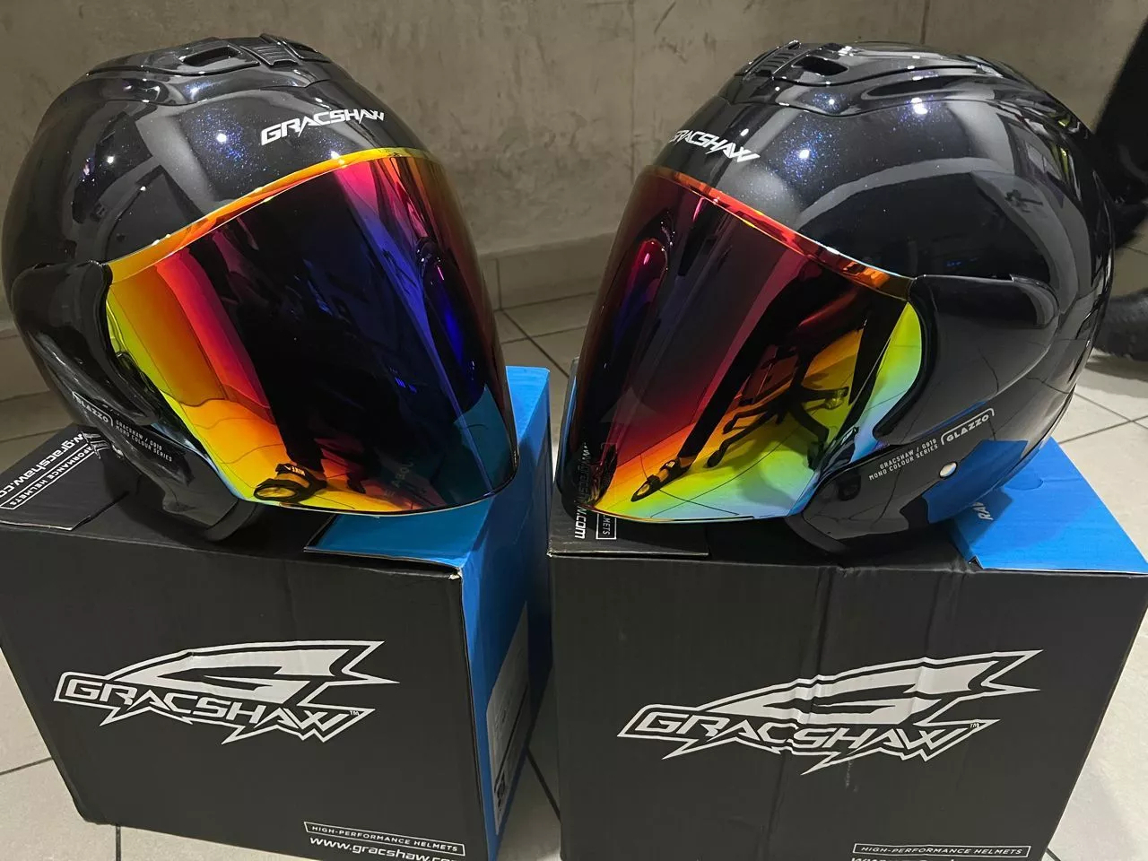 Gracshaw G919i Glazzo Mono Plain Colour Helmet G919i Helmet ARC RITZ ...