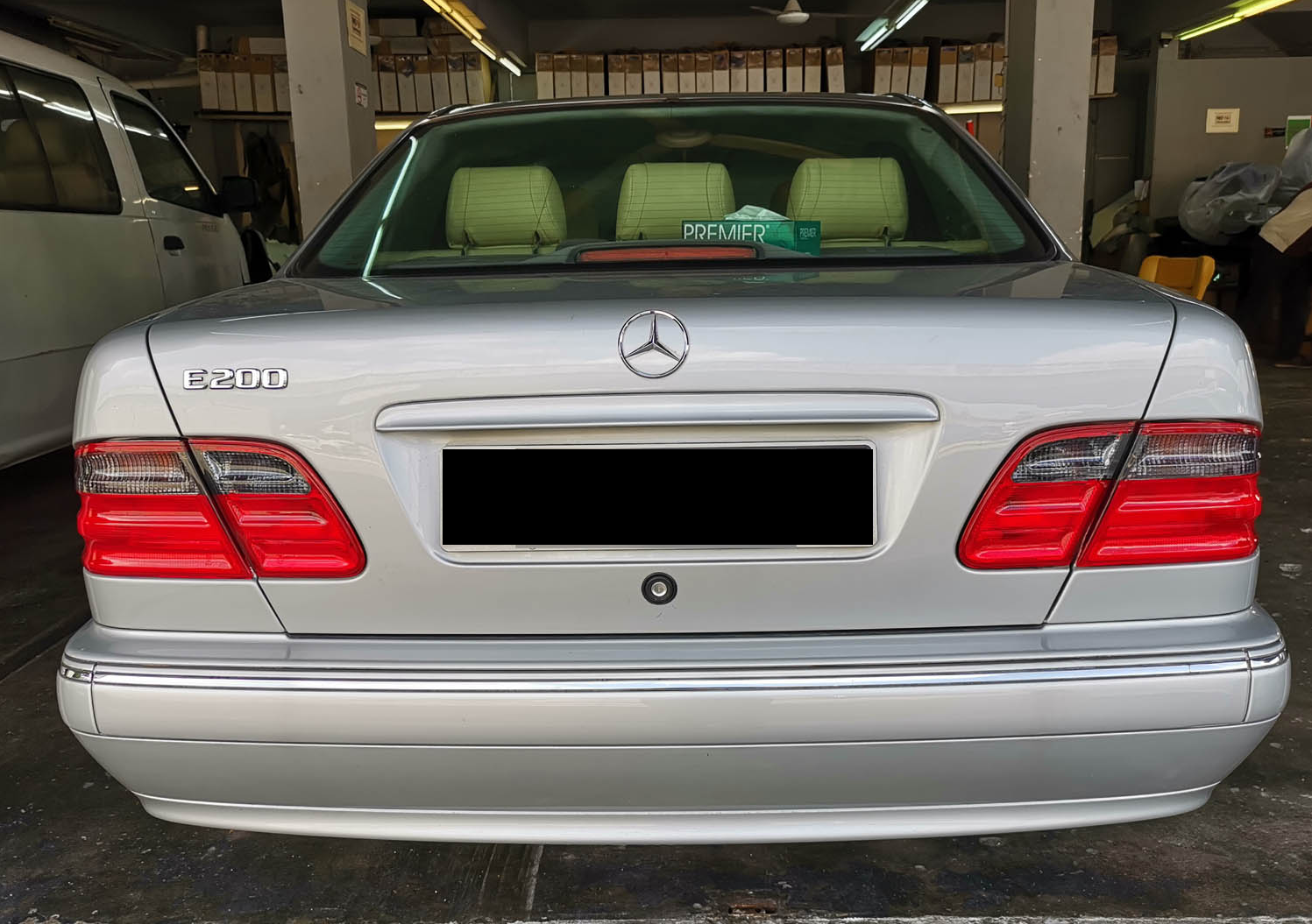 MERCEDES W210 2000 FACELIFT REAR BUMPER / BUMPER BELAKANG NEW | Shopee ...
