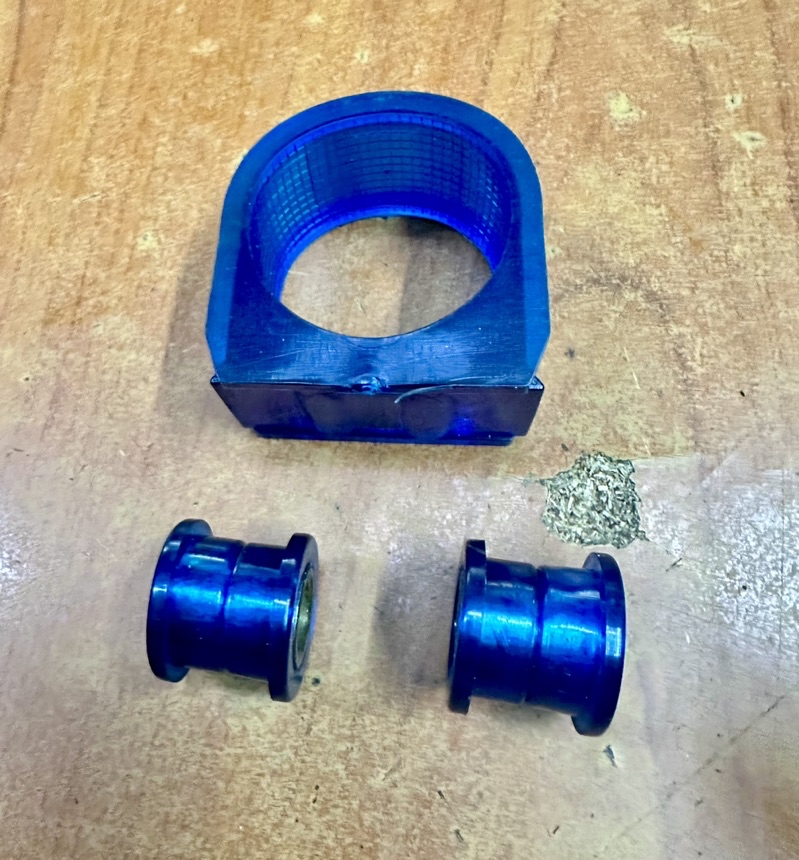 MYVI MYVI LAGI BEST ALZA VIVA STEERING RACK RUBBER BUSH SET 45516-BZ050 ...