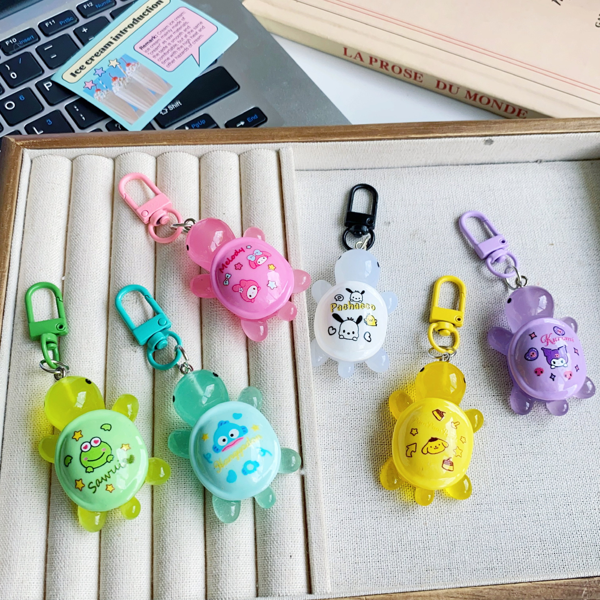 Sanrio Luminous Turtle Keychain 三丽鸥夜光海龟钥匙扣 | Shopee Malaysia