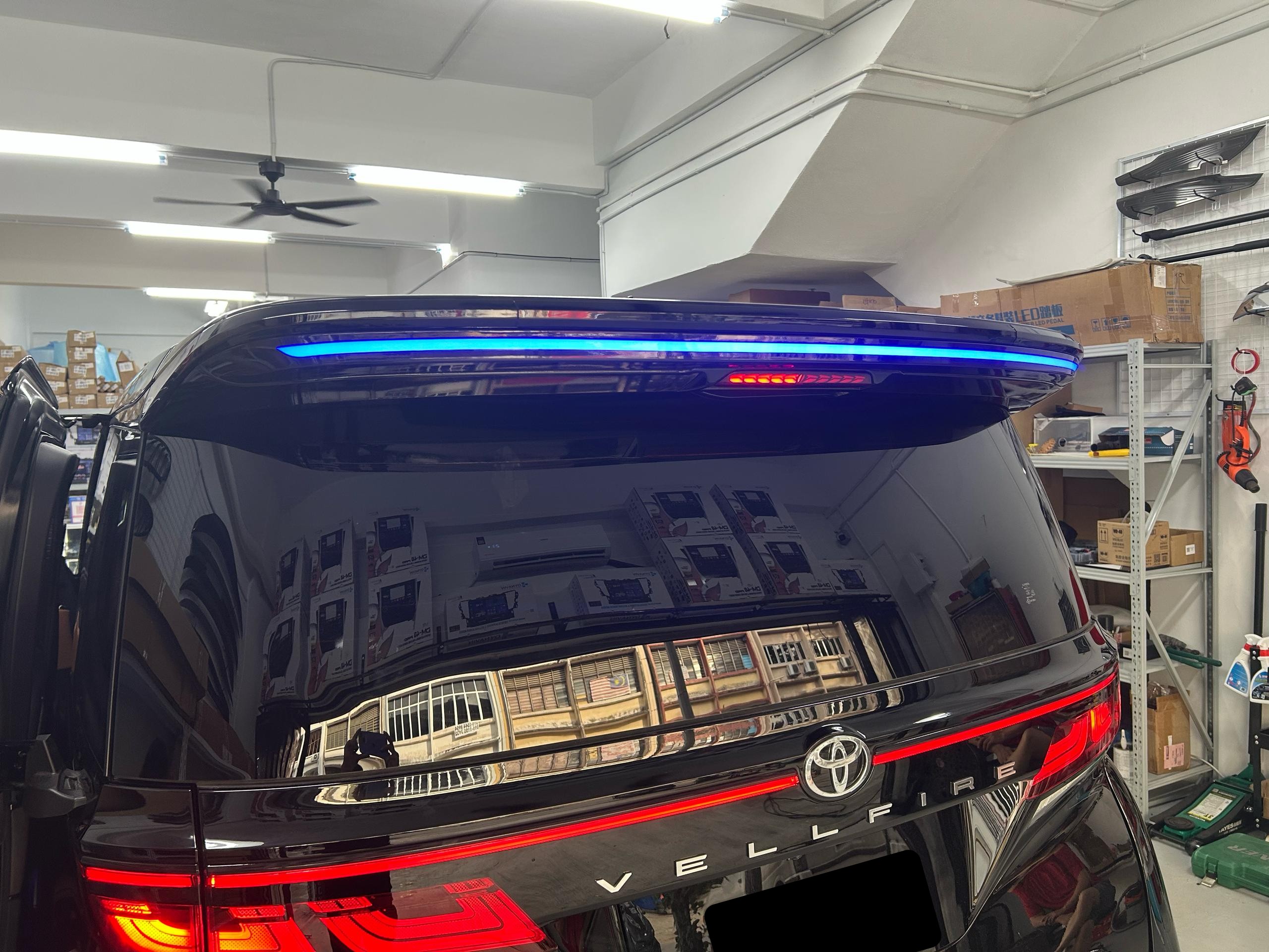 Toyota Alphard Vellfire AH40 AGH40 LED Spoiler Alphard Spoiler Vellfire ...