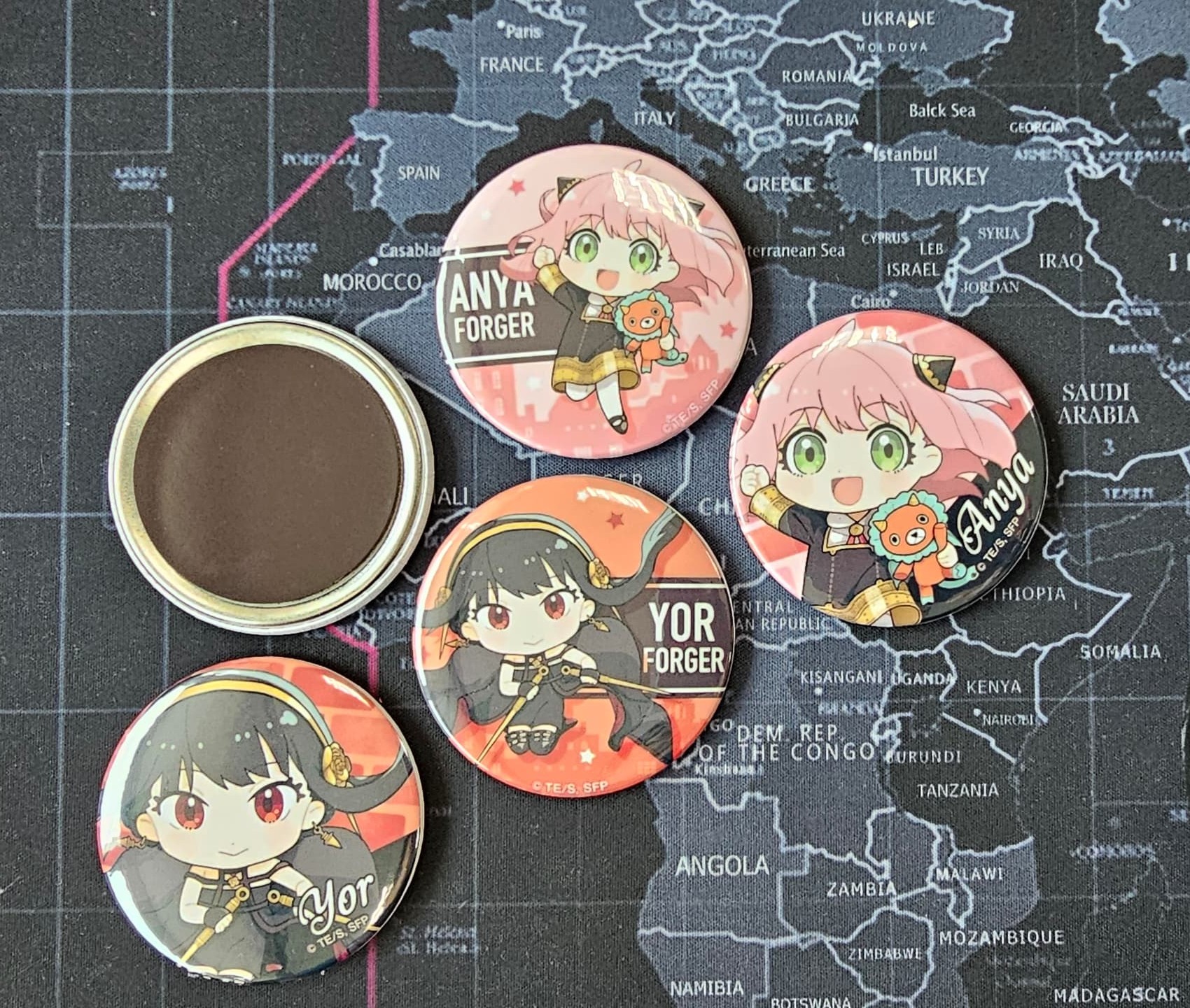 Cute Anime Girl | Spy X Anya Yor Forger | 58 MM Metal Fridge Strong ...