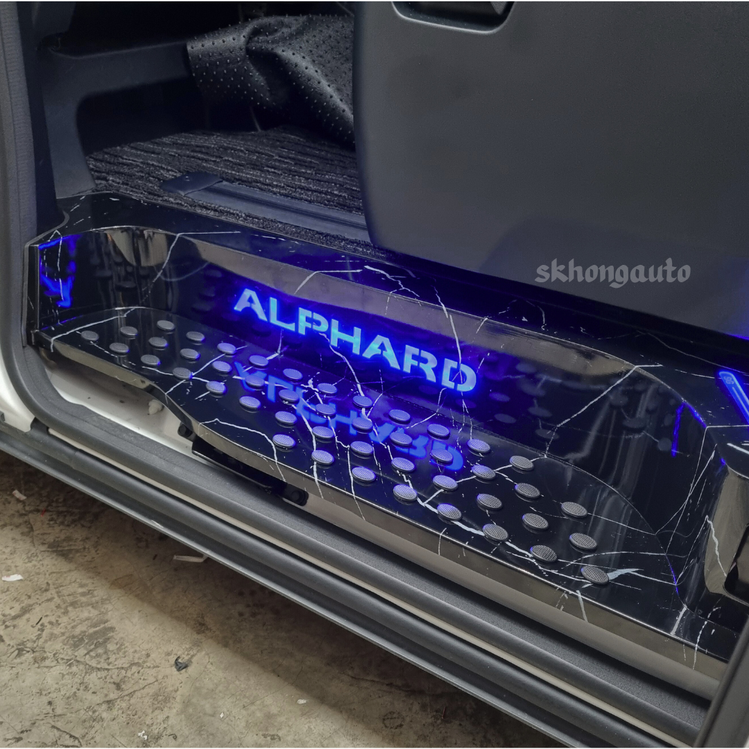 Toyota Alphard Vellfire AGH30 2018-2022 Side door step LED side sill ...