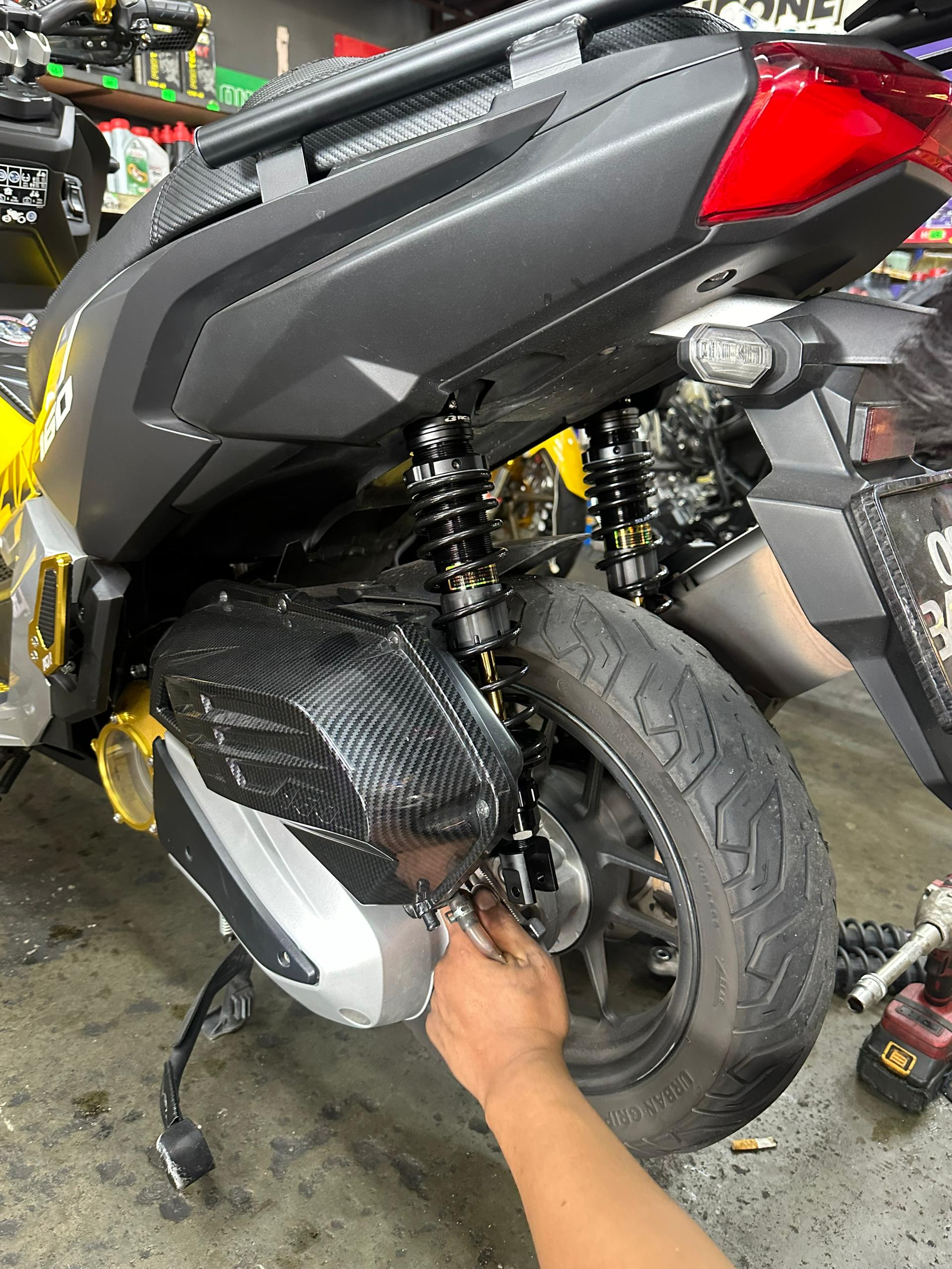 RCB ABSORBER S SERIES XMAX ADV150 ADV160 GOLD BLACK 350MM S-SERIES ...