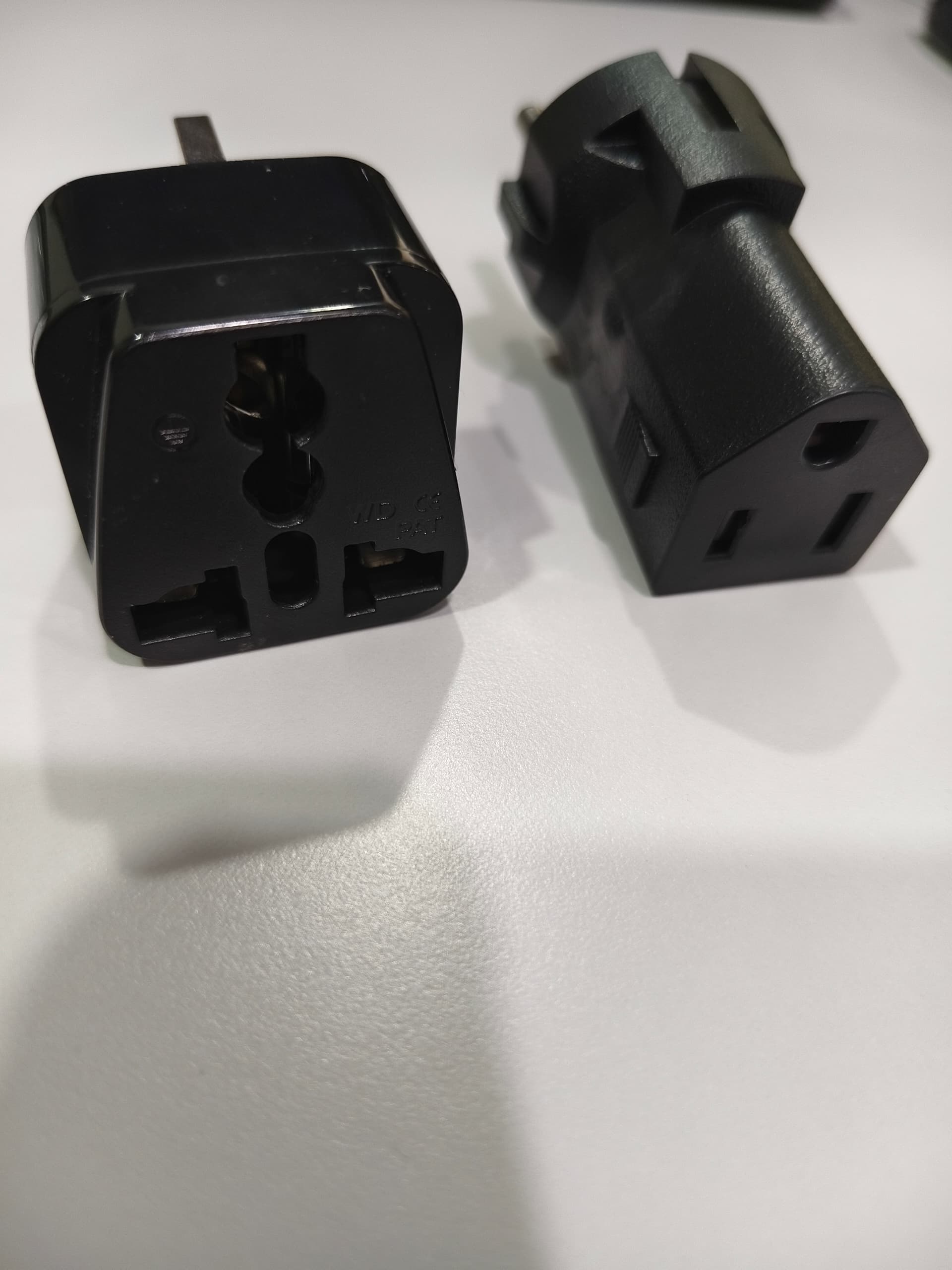 UPS Female US5-15R Socket ac power Adapter with Universal travel Plug ...