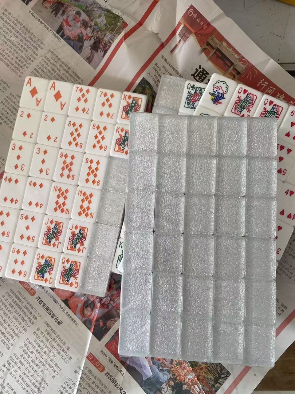 A1 37MM / 40MM MALAYSIA MAHJONG LAMI POKER RUMMY FULLSET CRYSTAL GOLD ...