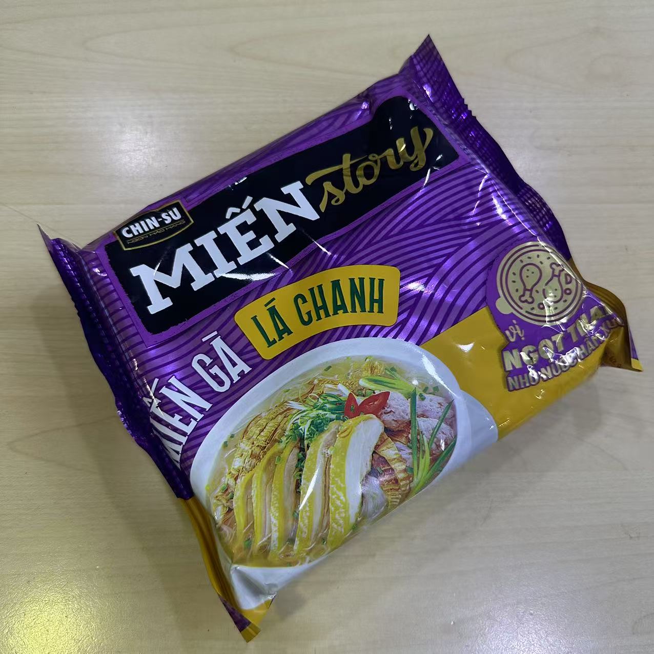 Chinsu Mien Story Ga La Chanh - Vietnam instant Noodles 62g | Shopee ...
