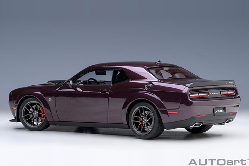 Autoart Diecast 1:18 Scale Dodge Challenger R/T Scat Pack Widebody 2022 ...