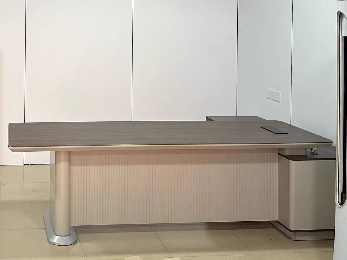 Office Desk Meja Bos Pejabat Dengan Kabinet Tepi Meja Laci Dengan Kunci ...