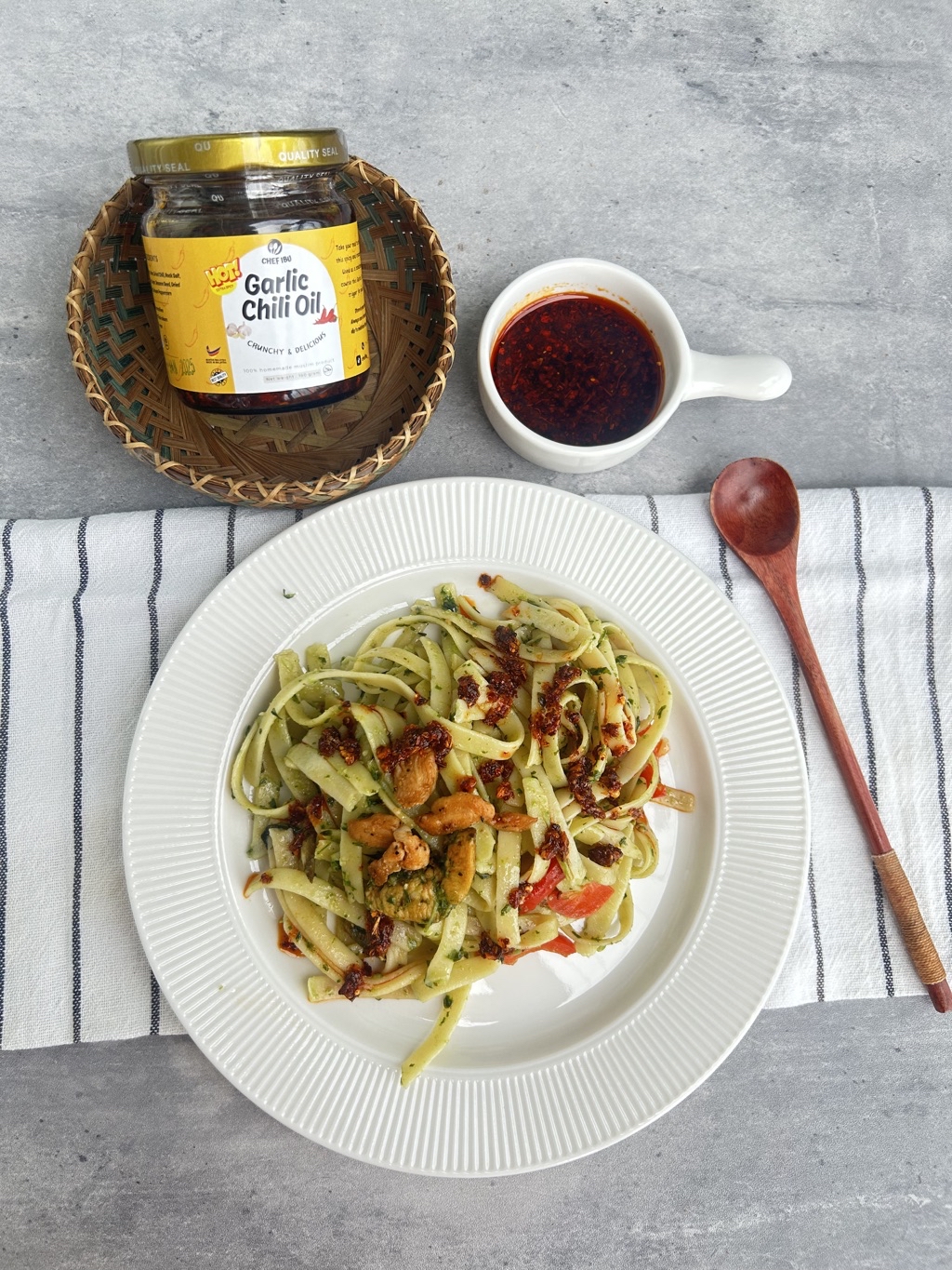 Garlic Chili Oil homemade 100% halal buatan muslim by Chef Ibu ...