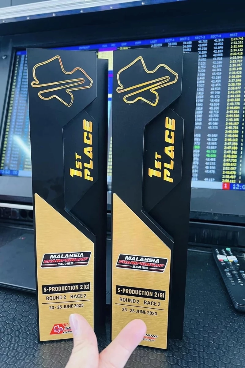 SHENZO RACING OIL 15W40 FULLY SYNTHETIC Engine Oil Made in Japan Shenzo ...