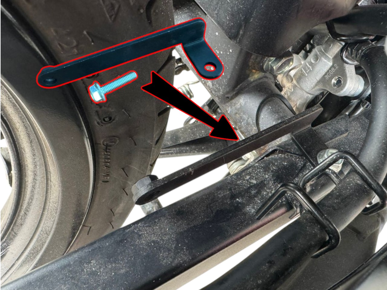 YAMAHA LCV8 LC135 V8 FI CHAIN COVER CUSTOM BRACKET / RANTAI COVER REAR ...