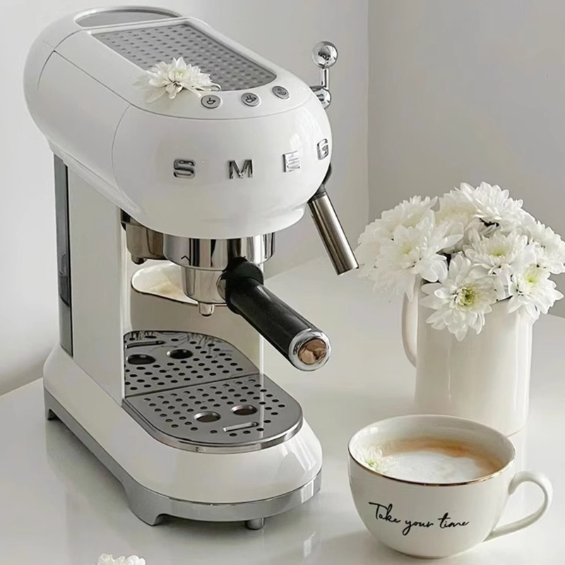 Smeg ECF01 Coffee Maker, Coffee Maker, Espresso, Cappuccino, Smeg ...