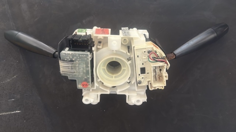 100% original P/SAGA BLM/FLX Turn Signal Switch /Head Lamp Switch ...