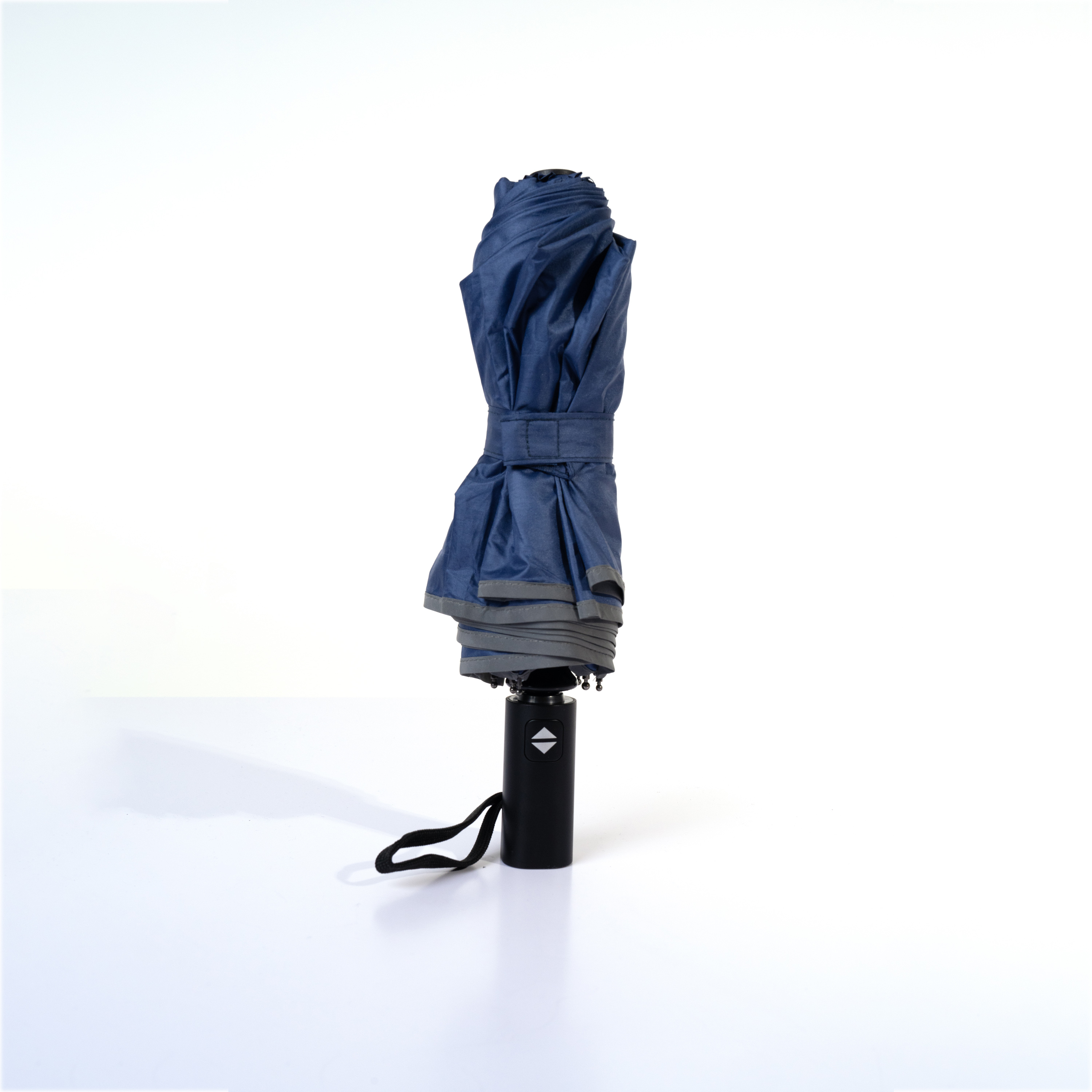[NOT FOR SALE] Tri Fold Umbrella with Reflective Tape | Shopee Malaysia