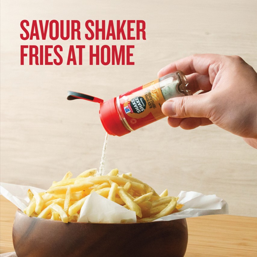McCormick Shake Shake Seasoning Black Pepper & Truffle 57g | Shopee ...