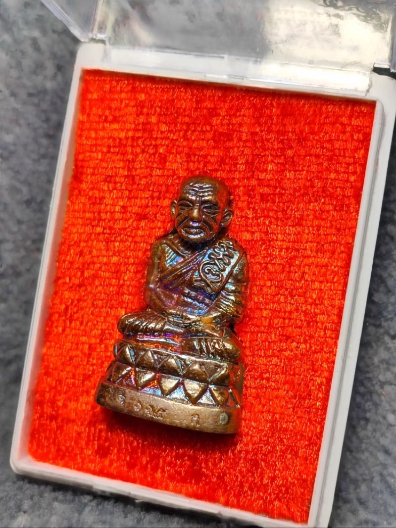 【818泰国佛牌】LP SAMAN, LP RAK 2563 Phra Khring LP Thuad Maha Phrom Yantra ...